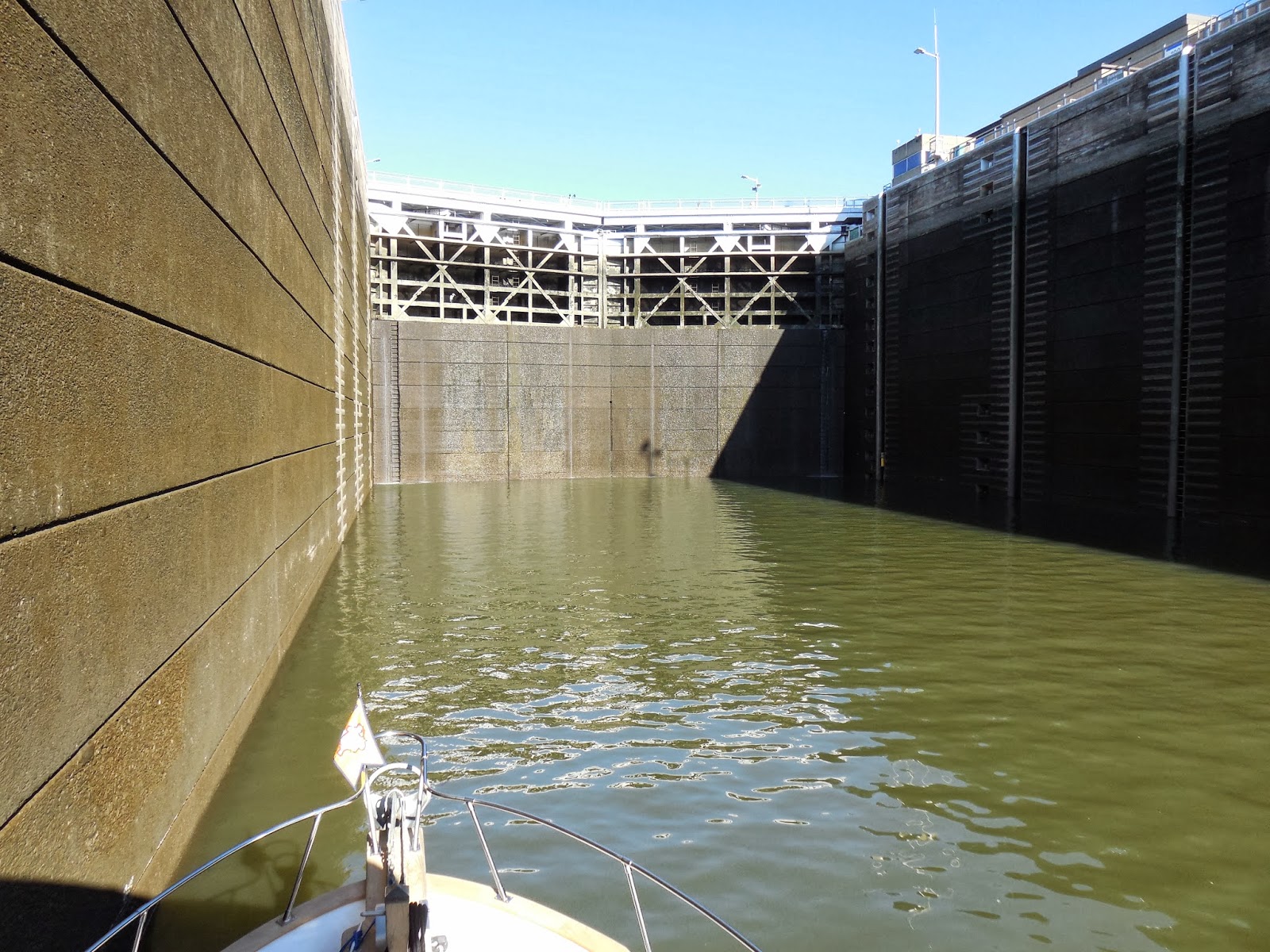 Southern Belle: Pickwick Lock and Dam - October 20